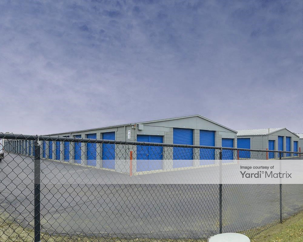 Mini U Storage - 32455 Eight Mile Road, Livonia – RentCafe Mini U Storage - 32455 Eight Mile Road, Livonia – RentCafe
