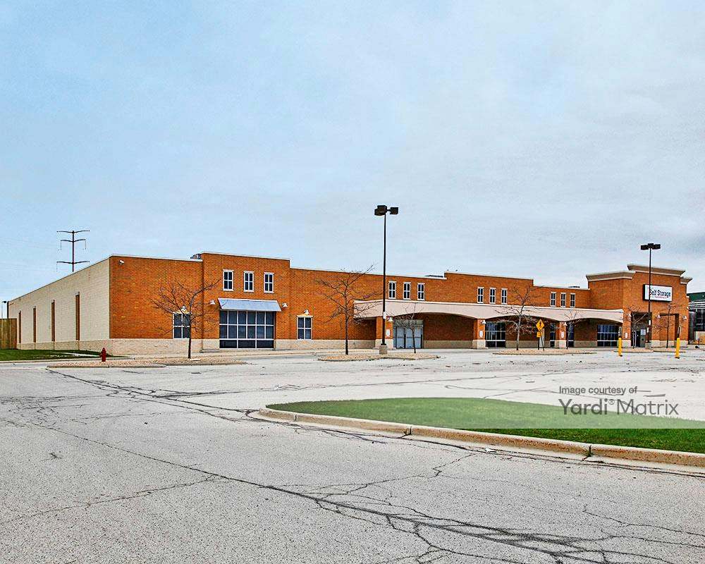 Menards Self Storage - 8120 West Brown Deer Road, Milwaukee – RentCafe